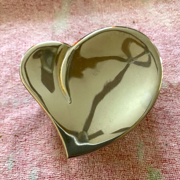 Storage & Organization | Heart Shaped Silverplate Keepsake Box Black ...